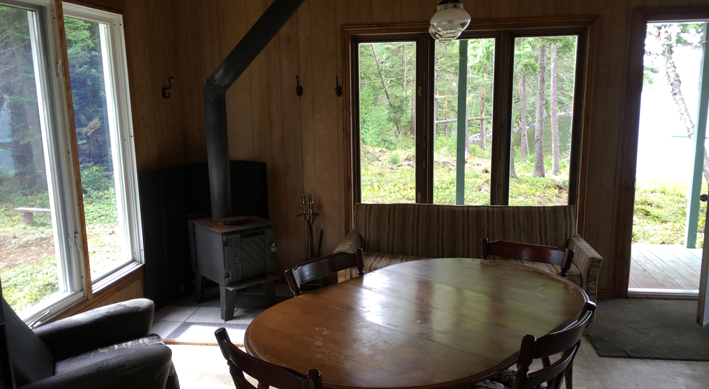 Lodging - Wapus Pavillon Lodge Pourvoirie - Hébergement - Vacances ...